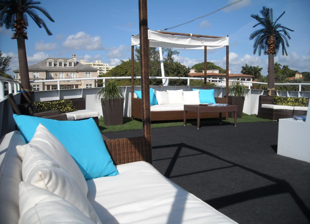 125’ Musette / Kabana - Tikki Beach